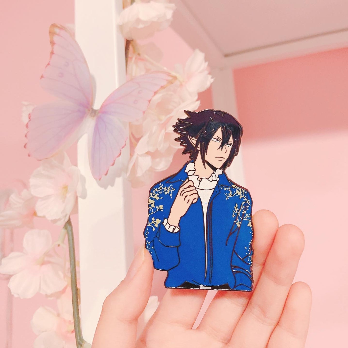 Shy Elf Idol Enamel Pin – Agi Jagi Shop